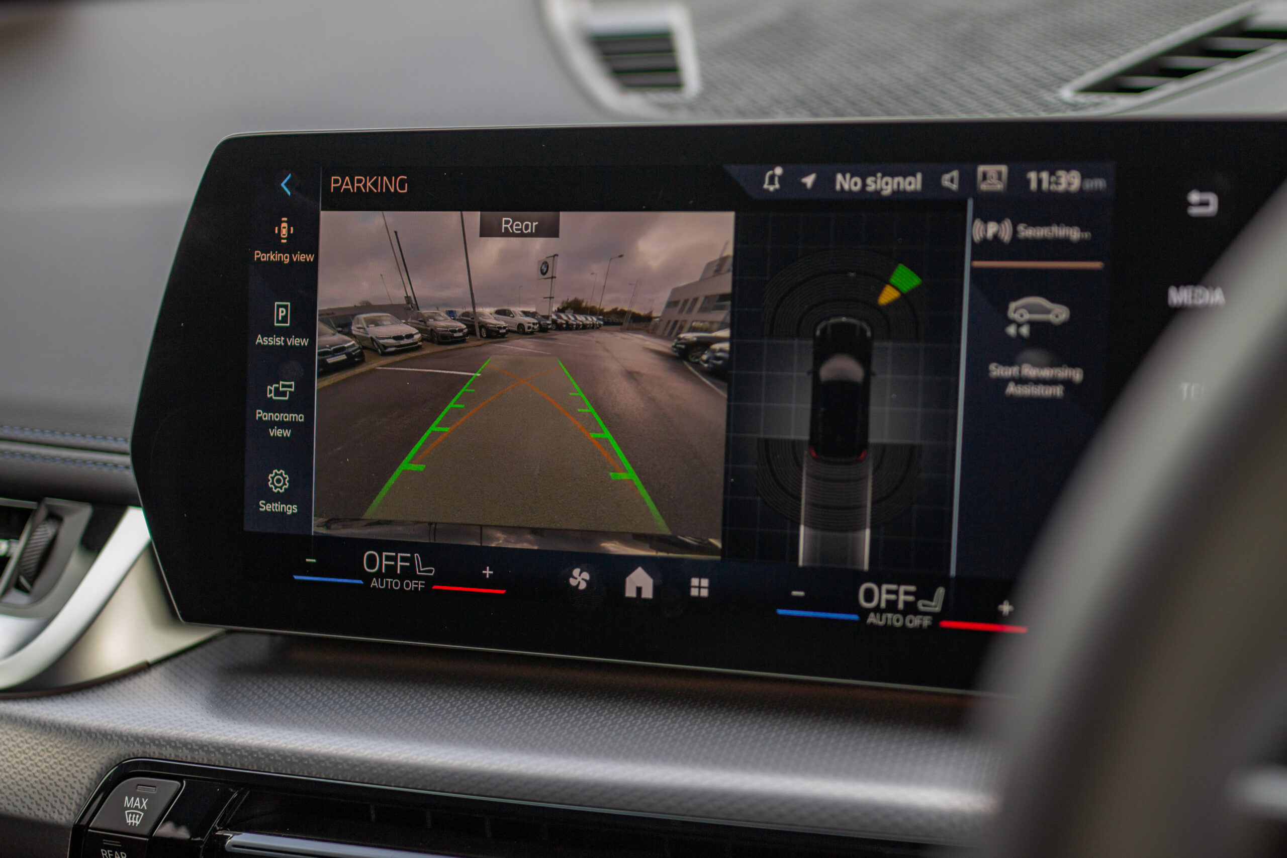 241 BMW iX1 eDrive20 M Sport - Bolands Waterford